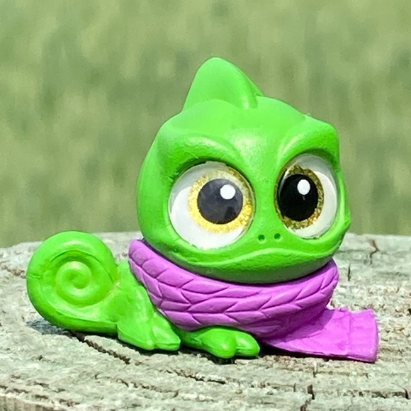 Disney | Toys | Disney Doorables Lets Go Pascal | Poshmark